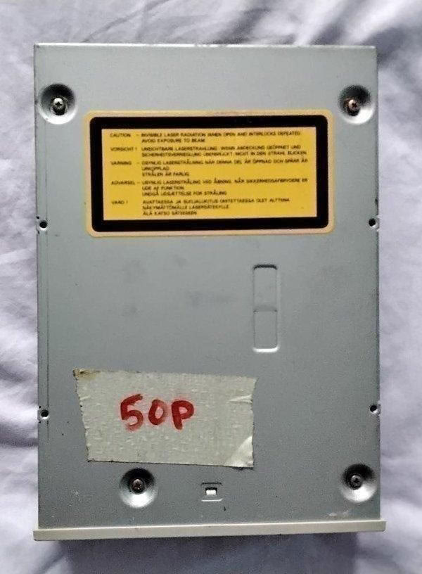 Free: Disc drive for desktop computer (Cheshunt EN7) - Hertford Freegle