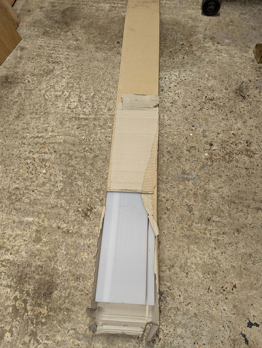 Free: Pair of 5ft double diffusers (West Wickham, BR4) - Bromley Freegle