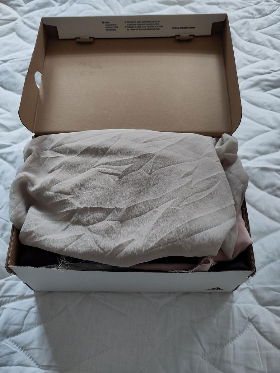 Free: Shoe box with fabric remnants (L1 Liverpool City Centre)