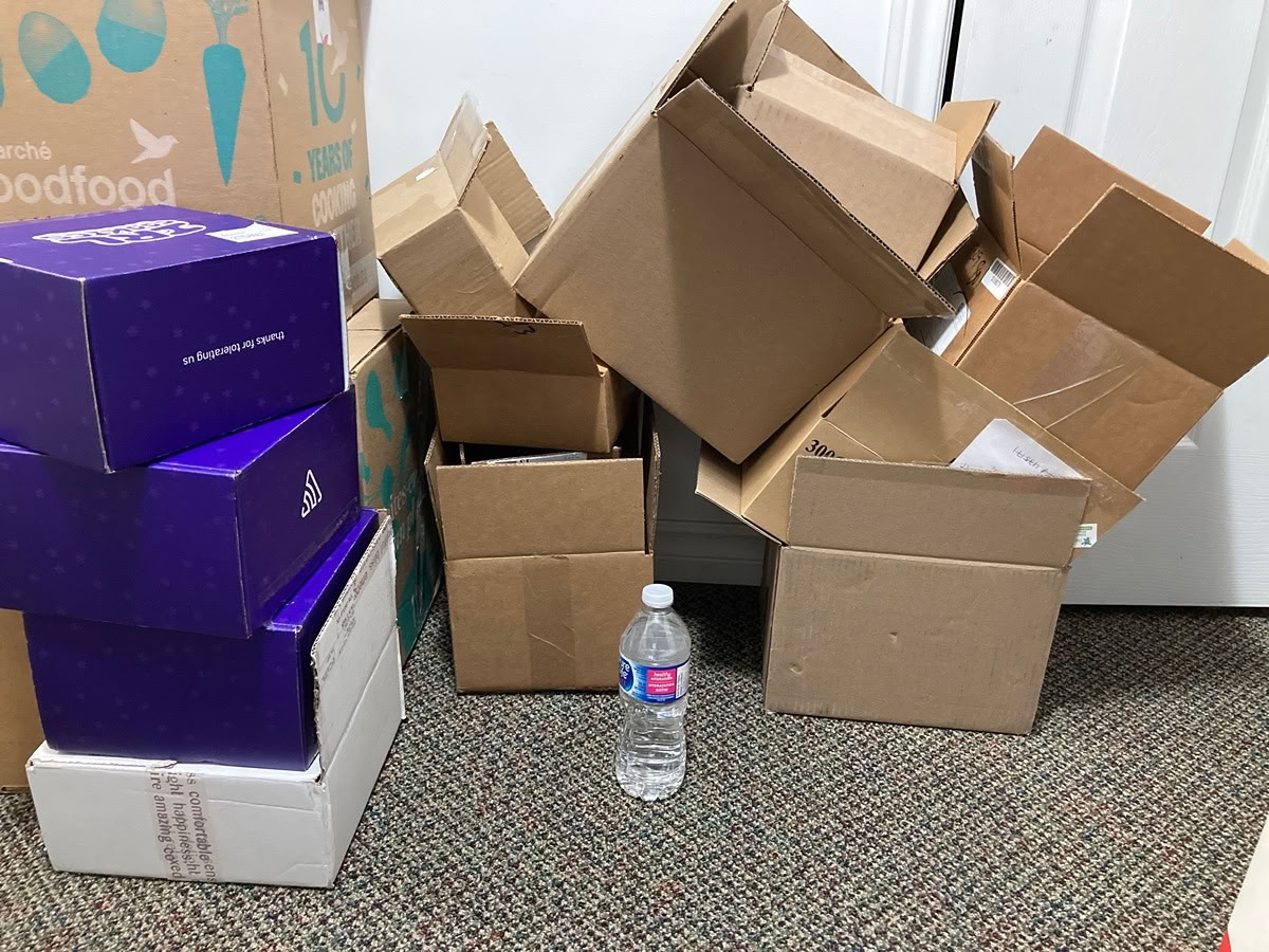 Free: Tiny/small cartons (Derry and Tenth Line)