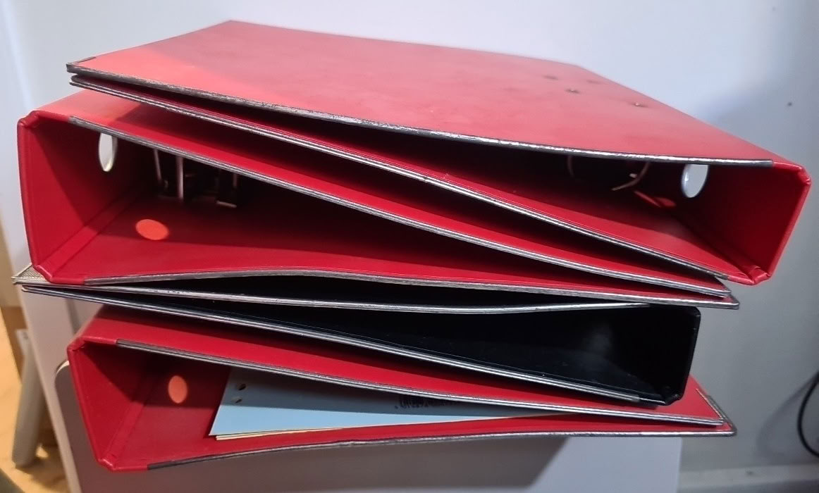 Free: Lever Arch Binders 1 (Newtown, Disley SK12) - Stockport Freegle