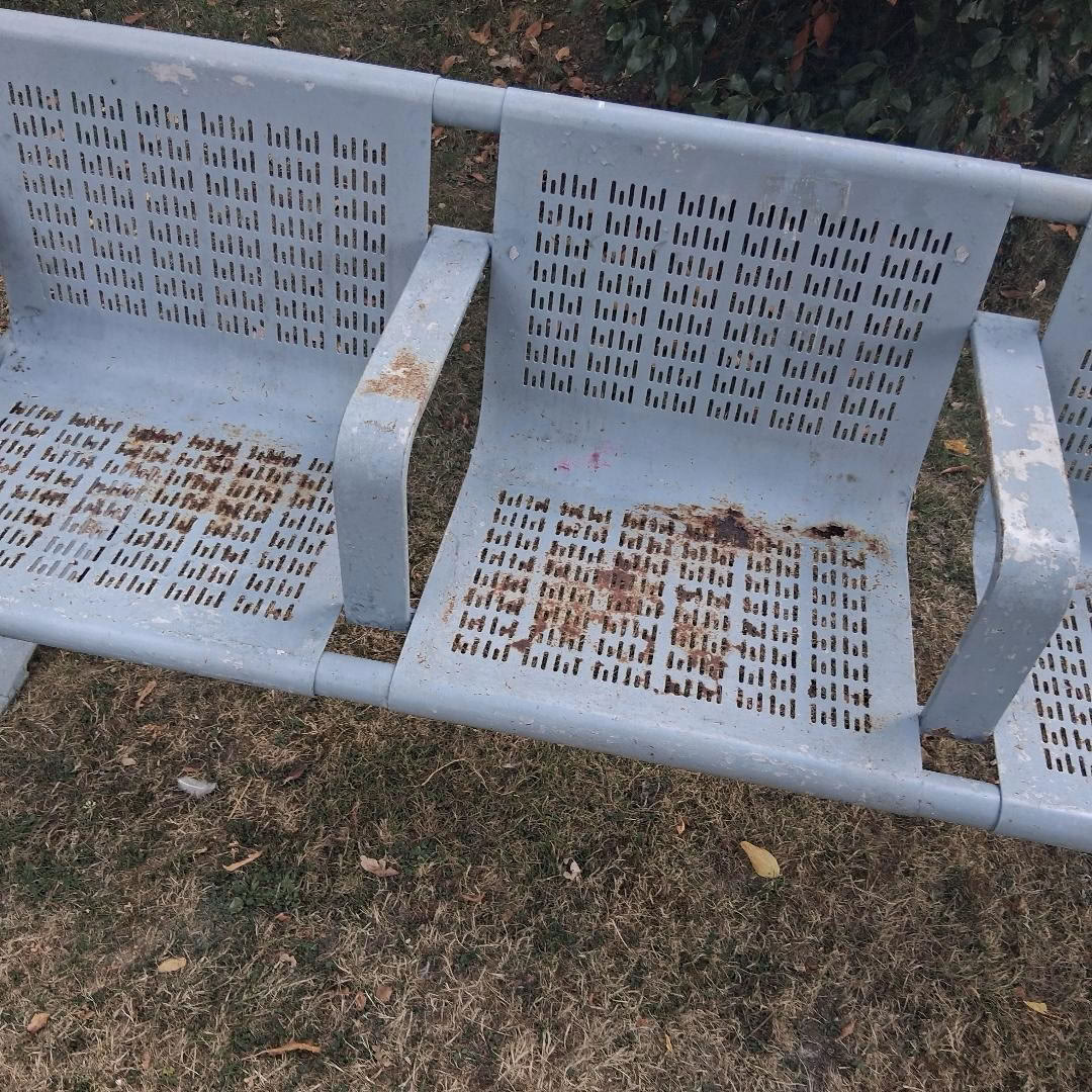 Free: Steel 3 Seater Bench (Wickford SS12) - Rochford and Rayleigh Freegle