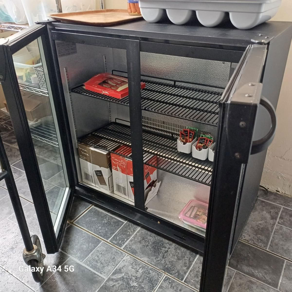 Free: Broken glass fronted fridge (Birkenhead, CH42)