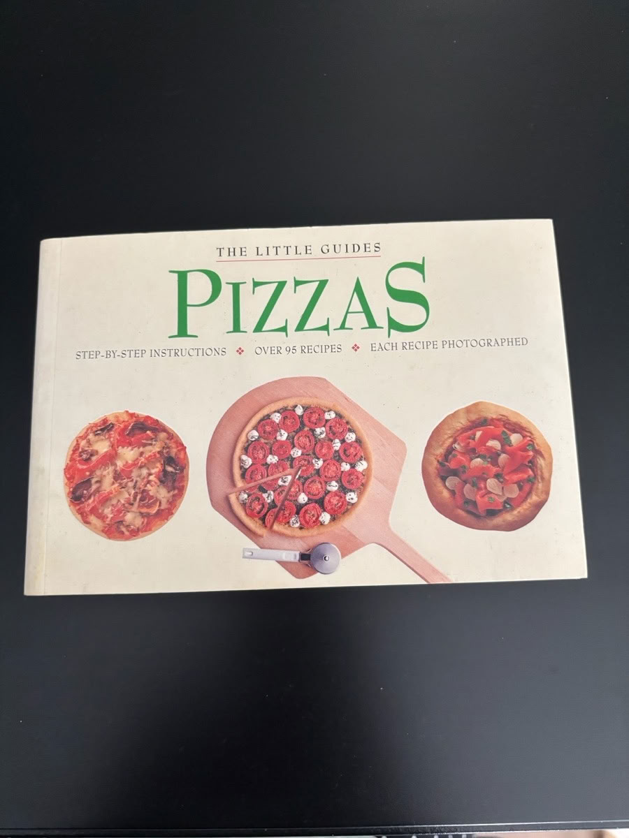 Free: Pizza cookbook (Bridgeport, Kitchener) - Kitchener-Waterloo Free