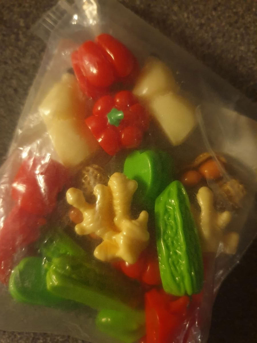 Free: Mini fruit & veg (Silver st, N18)