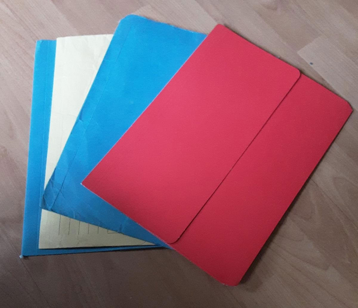 Free: Lever arch files folders wallets (Canning Town E16)