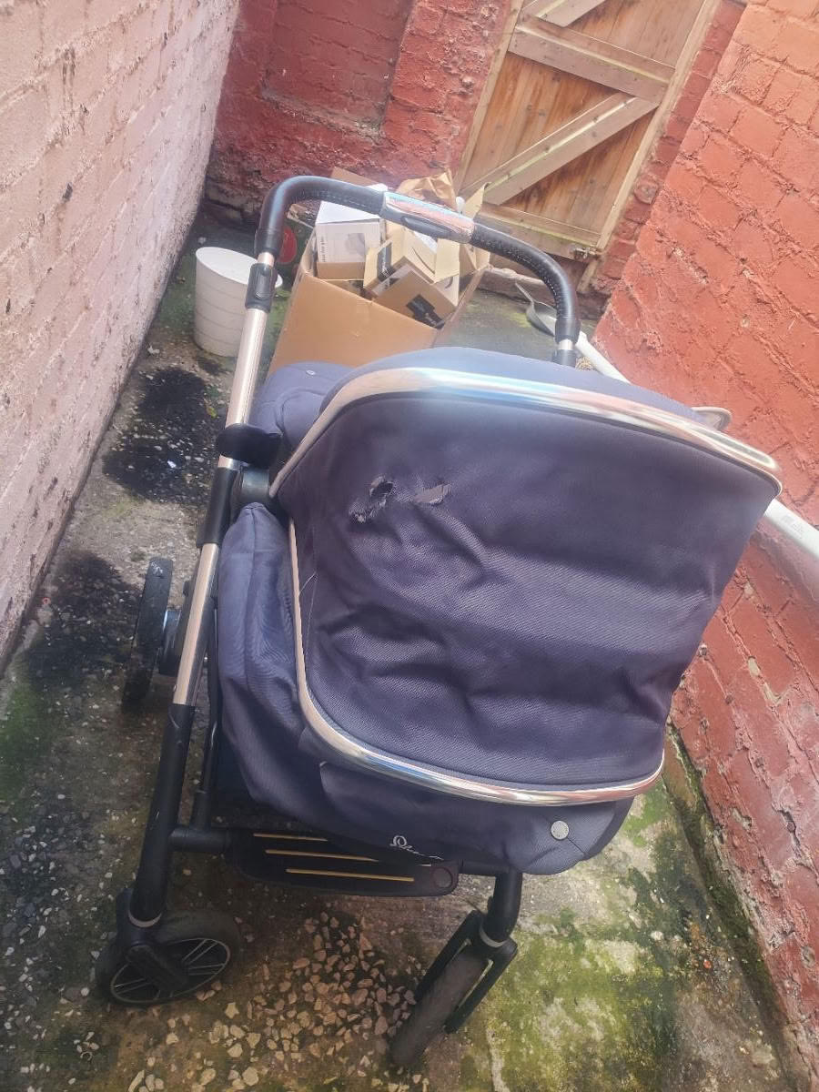 Free: Silver cross Pram (L4) - Liverpool Recycle