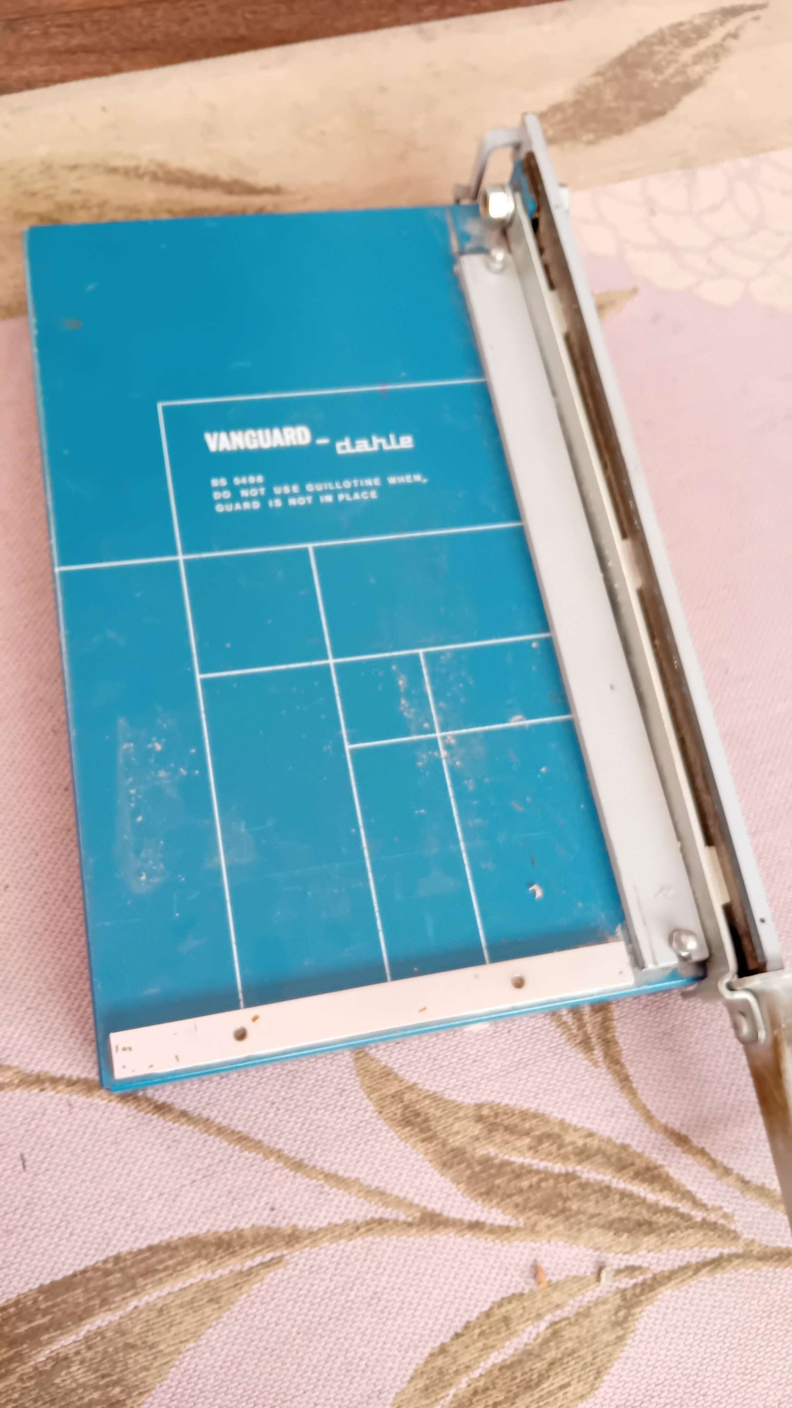 Free: Old guillotine (Homerton E9) - Hackney Freegle