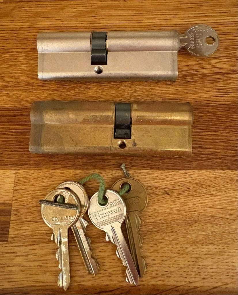 Free: 2 x two-sided barrel / cylinder locks (Comeytrowe District Ward ...