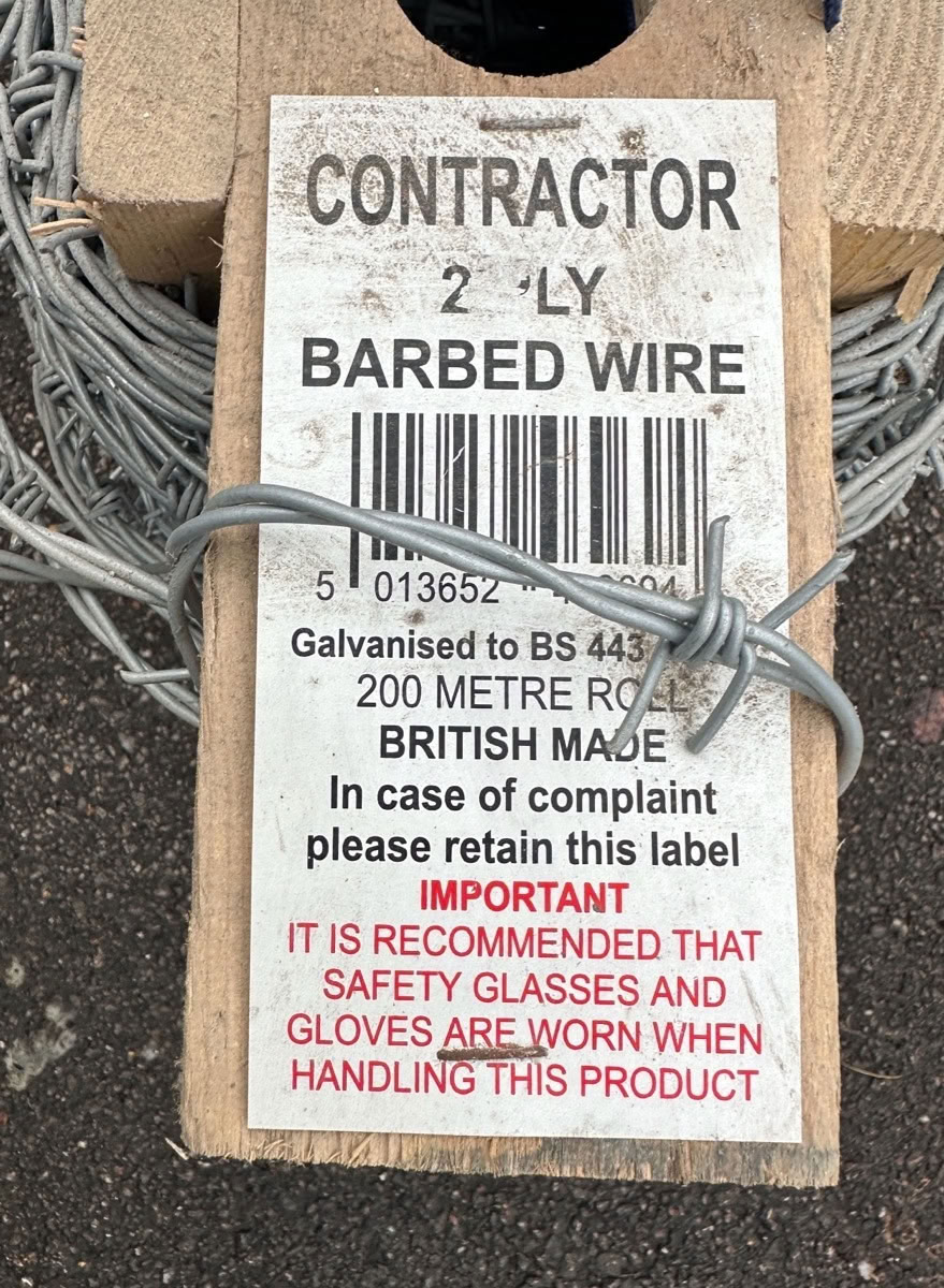 Free: Barbed Wire (Bingley BD16) - Bradford and District Local