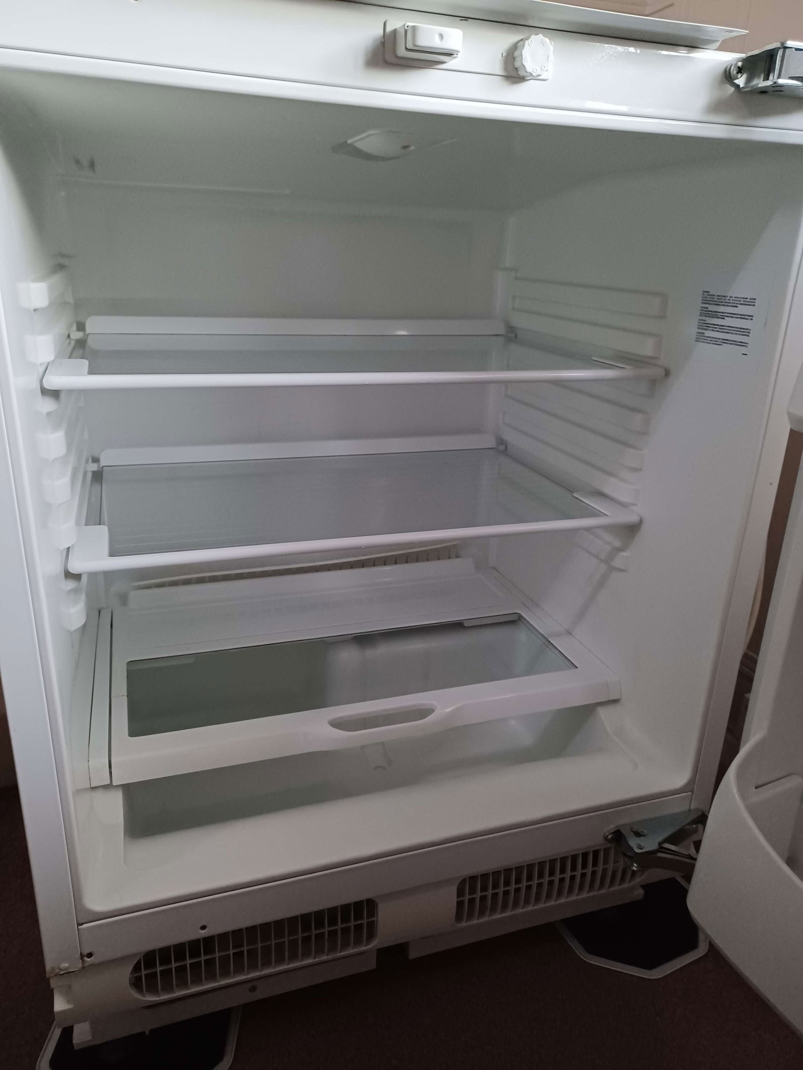 Free: Larder fridge (under-counter style) (Wollaton Crescent NG9 ...