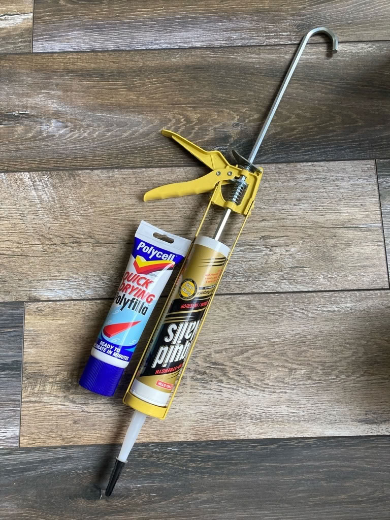 Free: Liquid nails with applicator, Polyfilla (Beckenham BR3) - Bromley ...