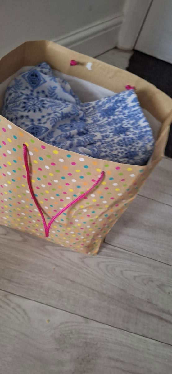 Free: Ladies clothes (Surbiton kt5)