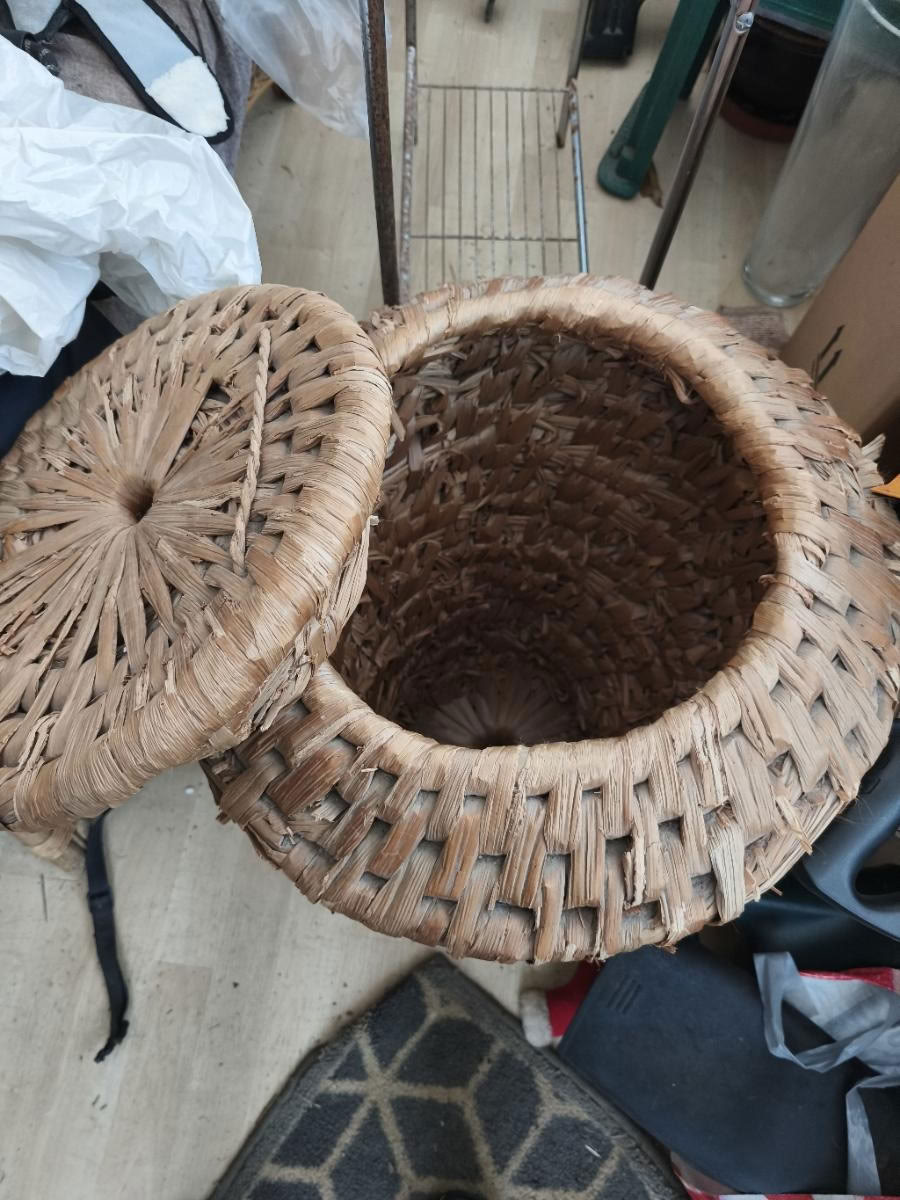 Free: Wicker basket (TN39 4JT)