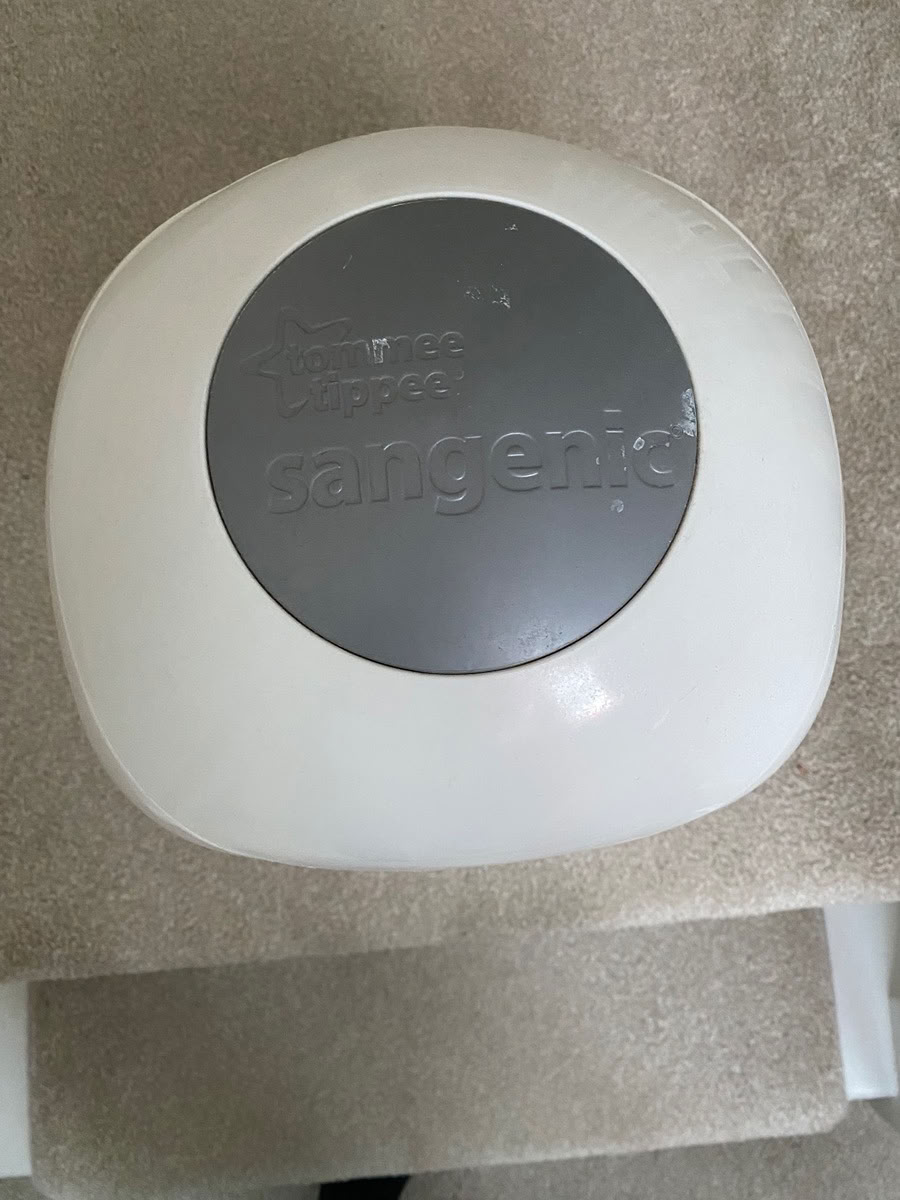 Free: tommee tippee sangenic nappy bin (Central Egham) - Runnymede Freegle