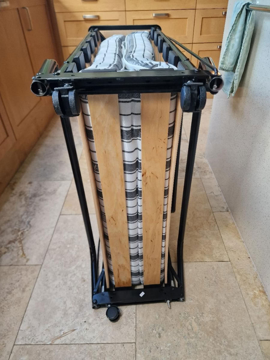 Free: Jay-be Z bed (Poole BH14)