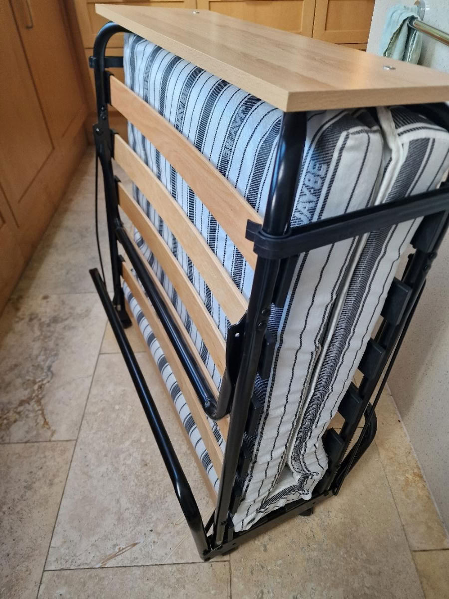 Free: Jay-be Z bed (Poole BH14)