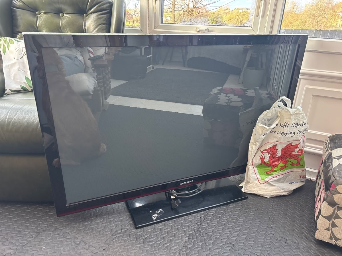Free: Samsung Plasma TV (Wellington, somerset)