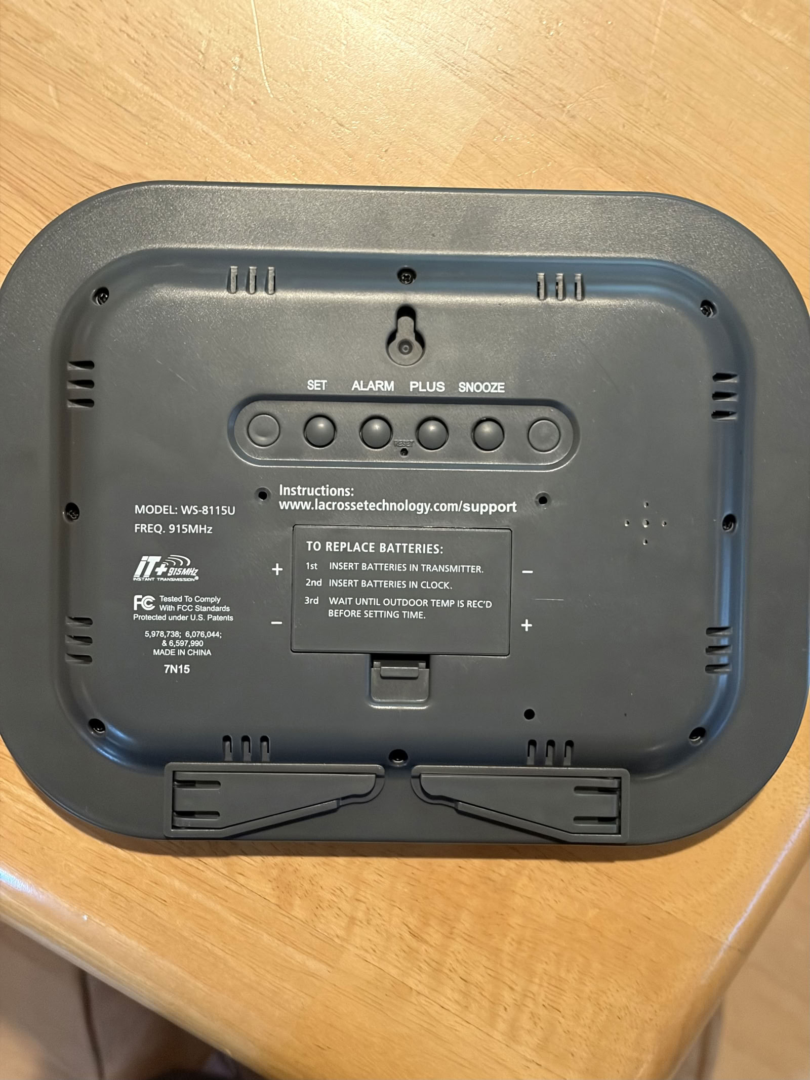 Free: Atomic Clock & Indoor/Outdoor Temp (Upper Fairway area of Novato)