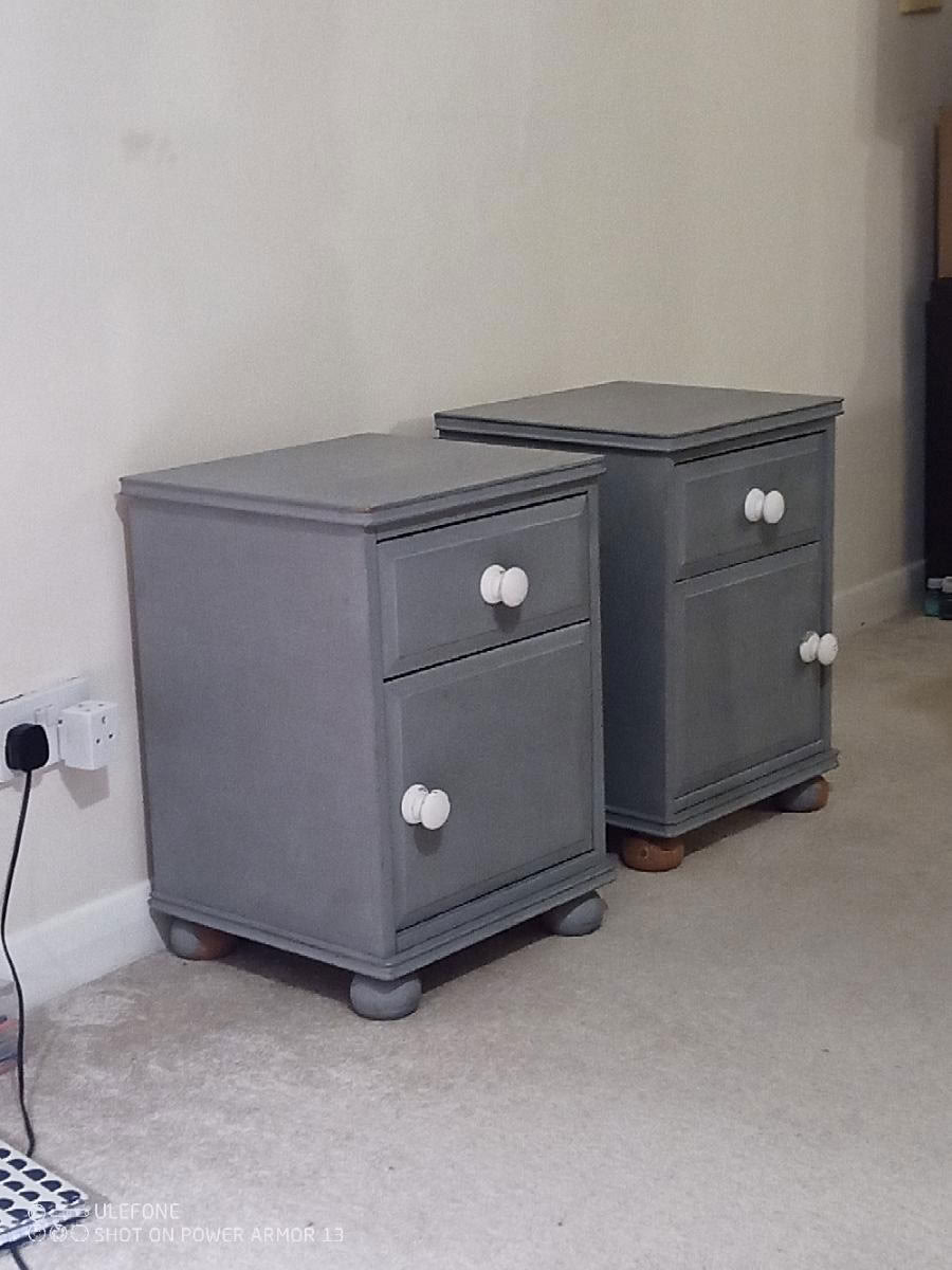 Free: Bedside Table Cupboard Things (New Malden KT3) - Wandsworth Freegle