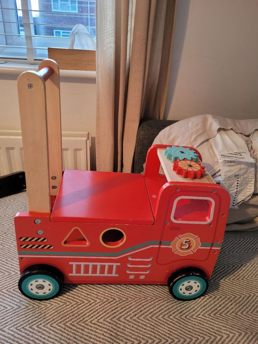 Free: Fire engine walker (Harlington, LU5)