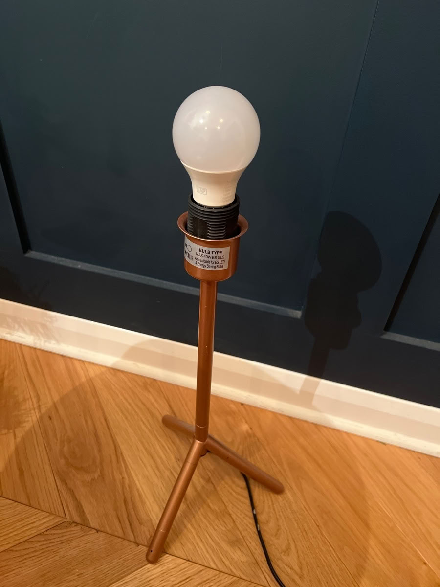 Free: Tripod table lamp (LE2 Aylestone) - Leicester Freegle
