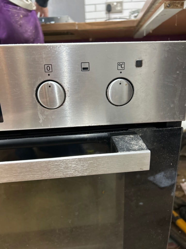 Free: Double built in fan oven (Little Herberts GL53) - Cheltenham Freegle