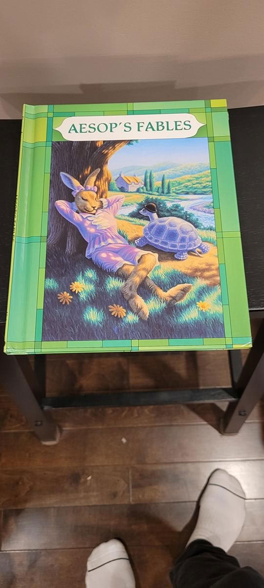 Free: "Aesop's fables" book (Mavis and burnhamthorpe) - Free Mississauga