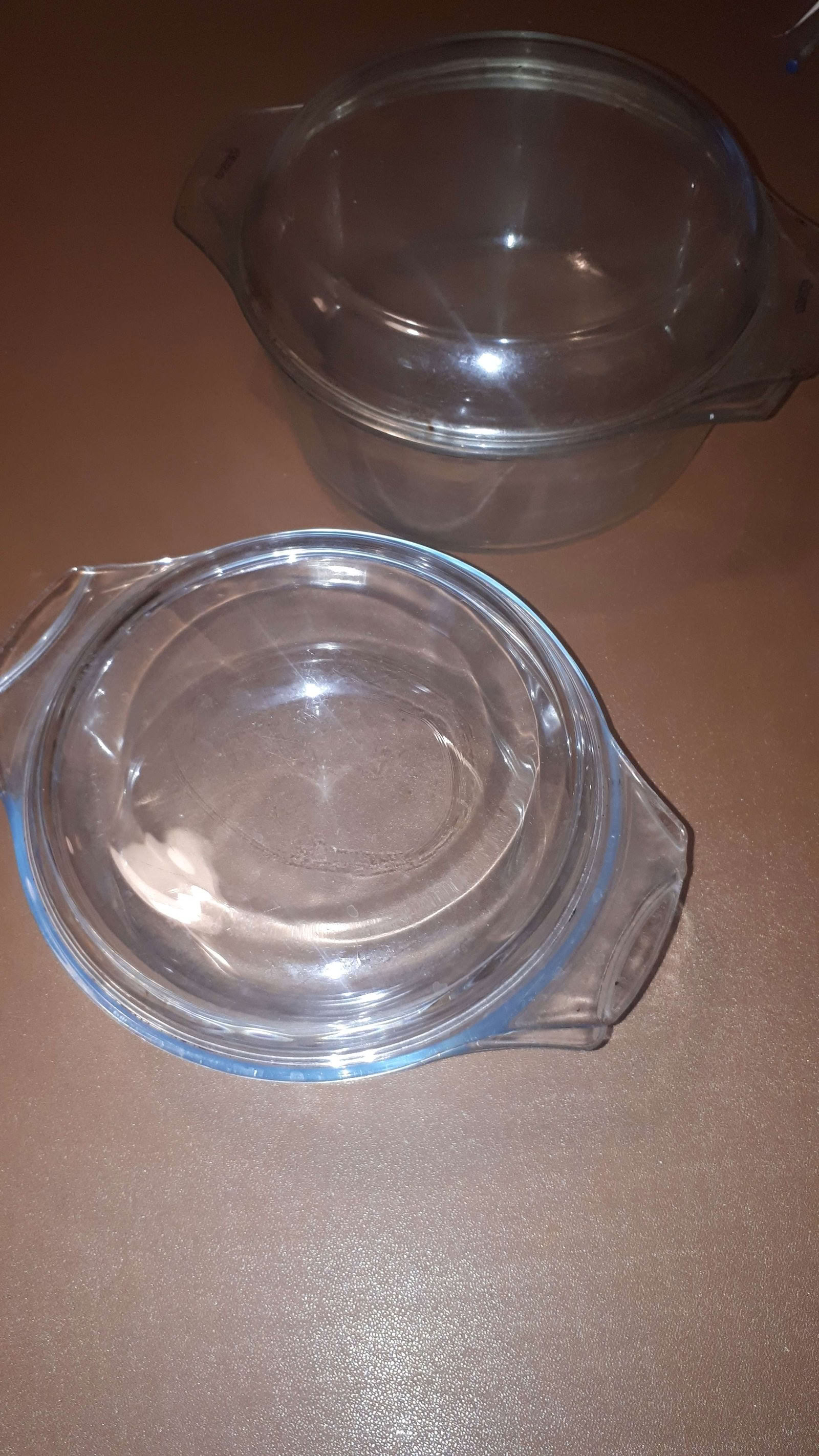 Free: Pyrex Casserolee Dishes ( I medium & 1 large) (Northwood HA6 ...