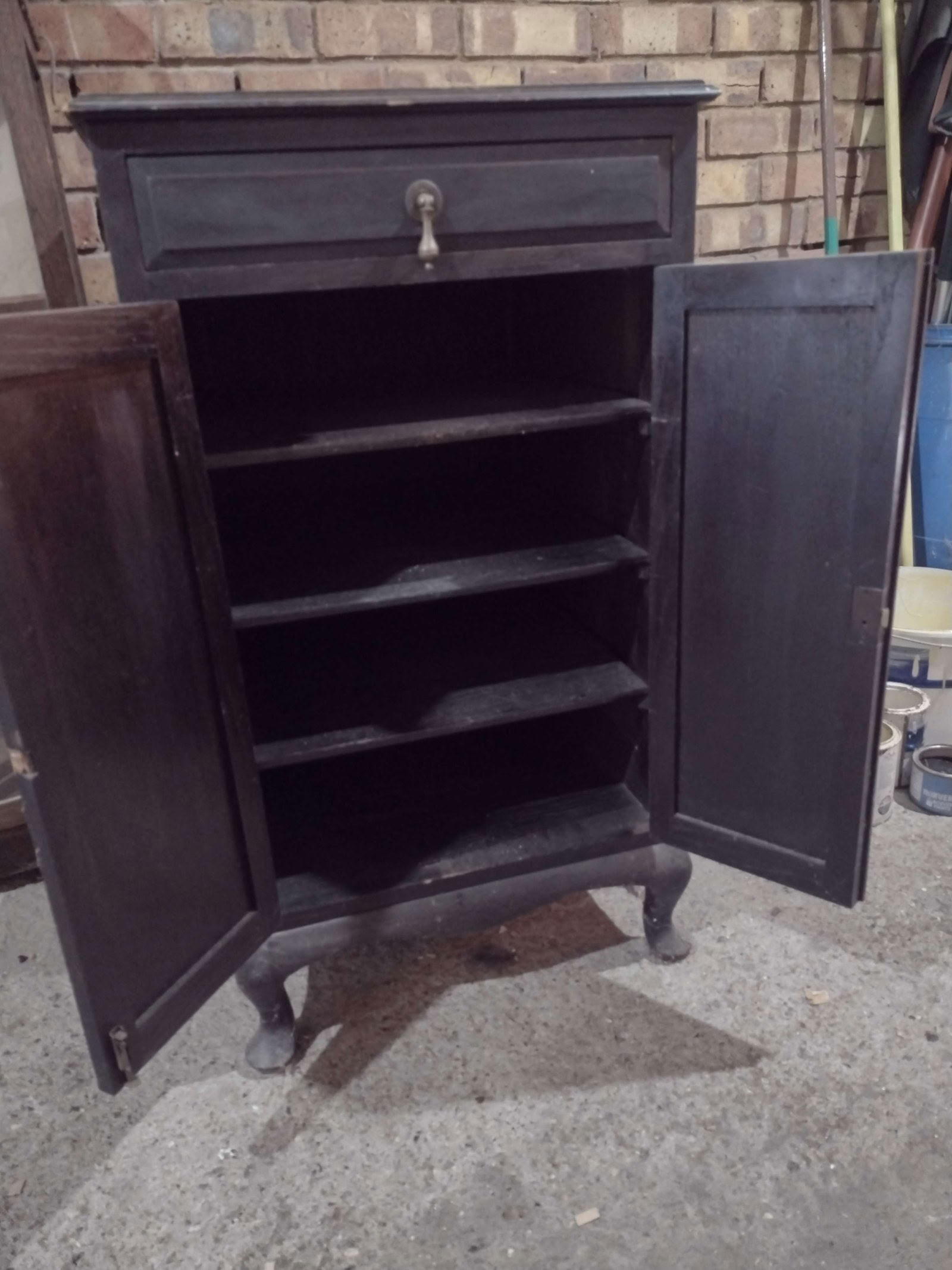 Free: Dark wood carved cabinet (Leigh Beck SS8) - Castle Point Freegle