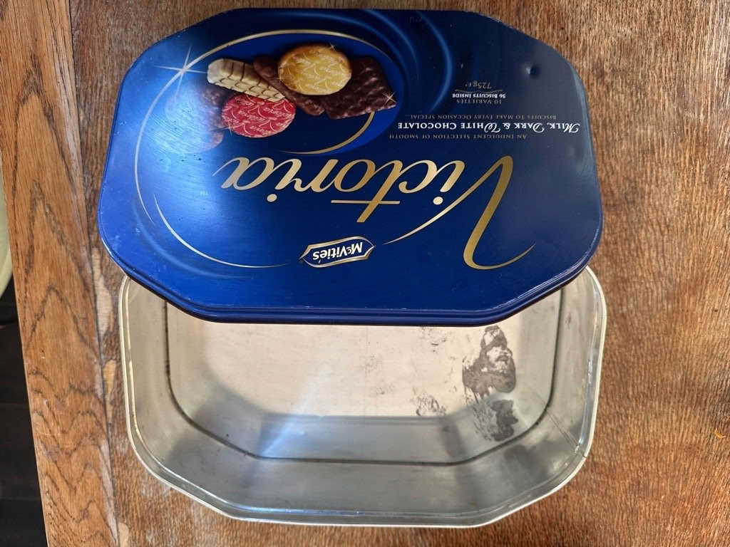 Free: Biscuit tin (Roman Verulamium AL3) - St Albans Freegle