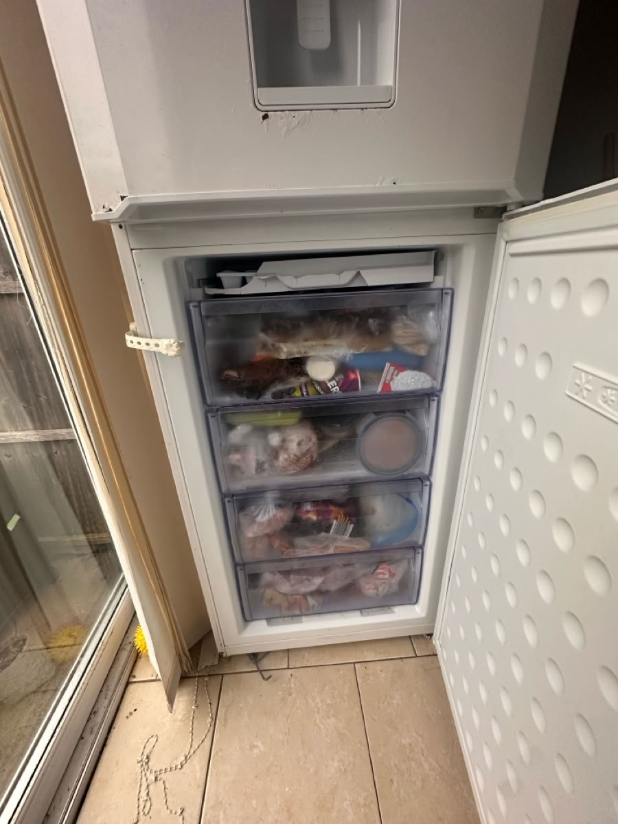 Free: Beko fridge freezer (Great Barr B43) - Birmingham Freegle