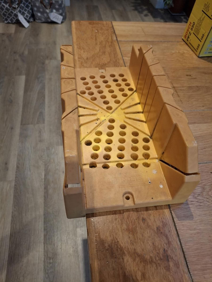 Free: Clamping mitre box (Abingdon OX14)