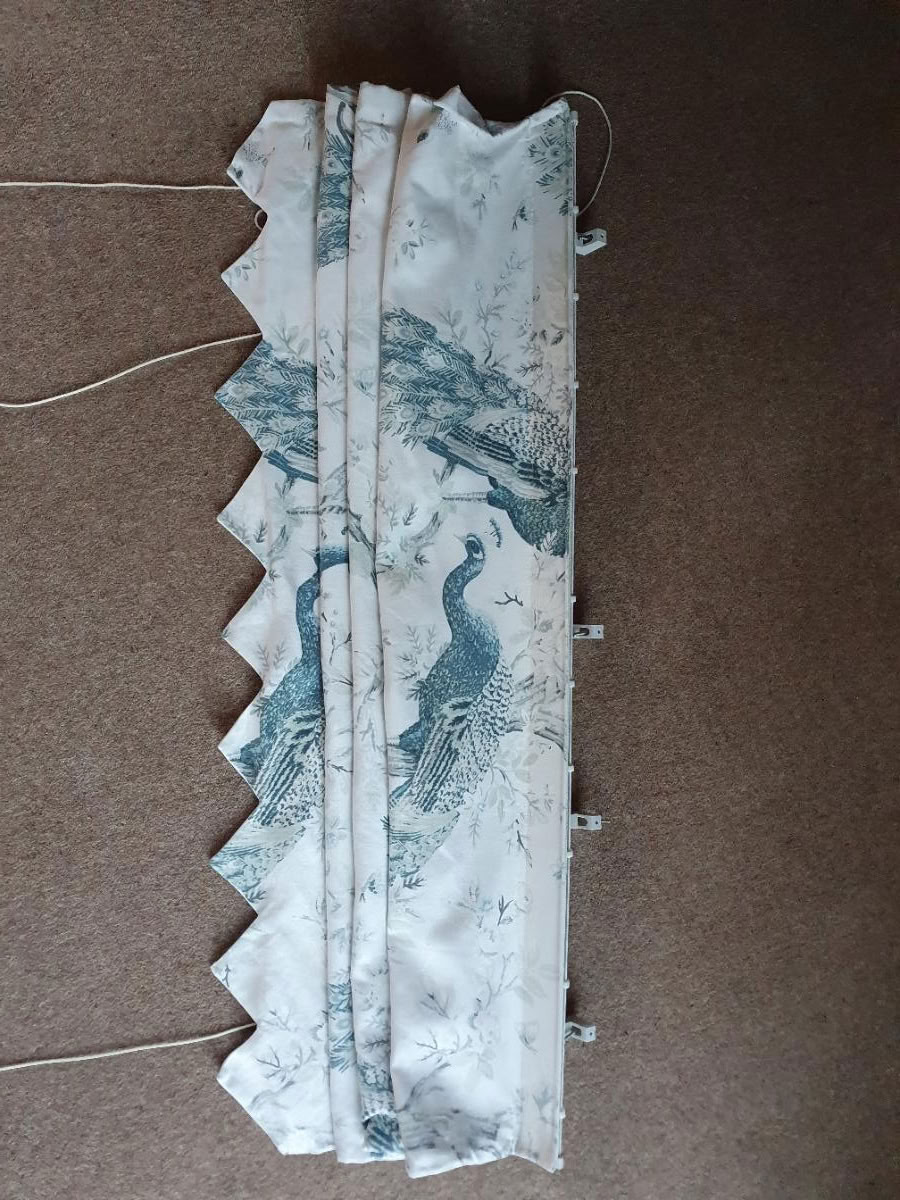 Free: Roman blind (South Chailey Lewes)