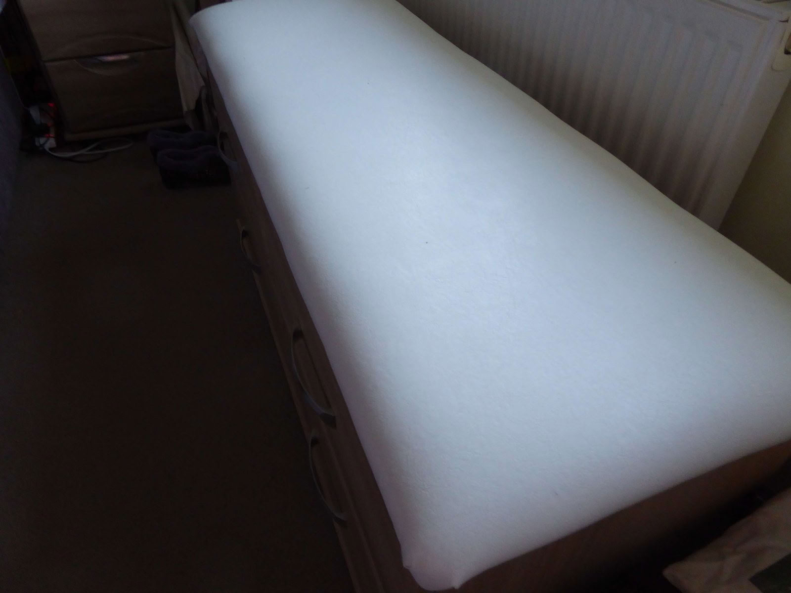 Free: Ottoman/bed end storage unit with drawers (Starbeck HG2 ...