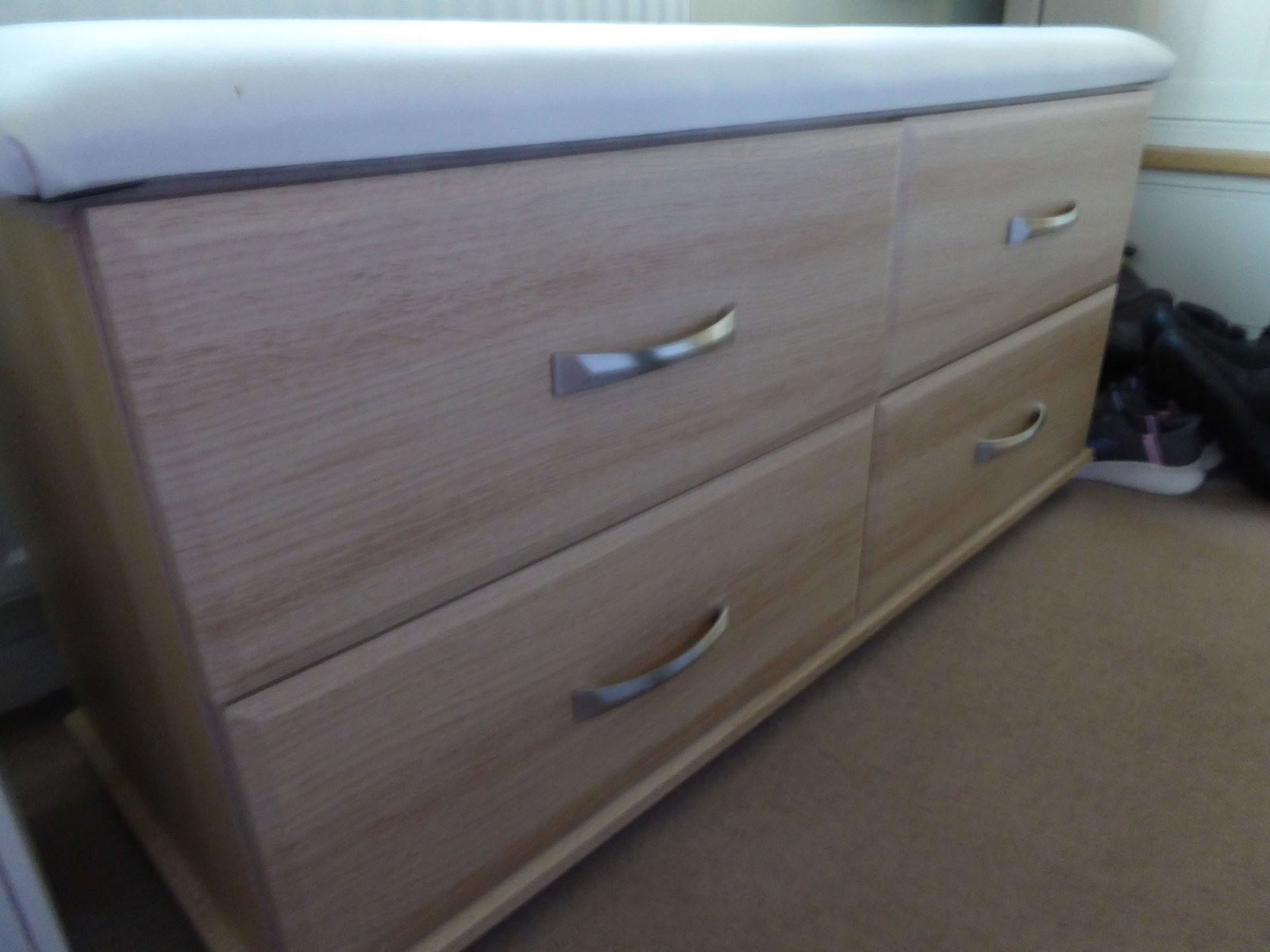 Free: Ottoman/bed end storage unit with drawers (Starbeck HG2 ...