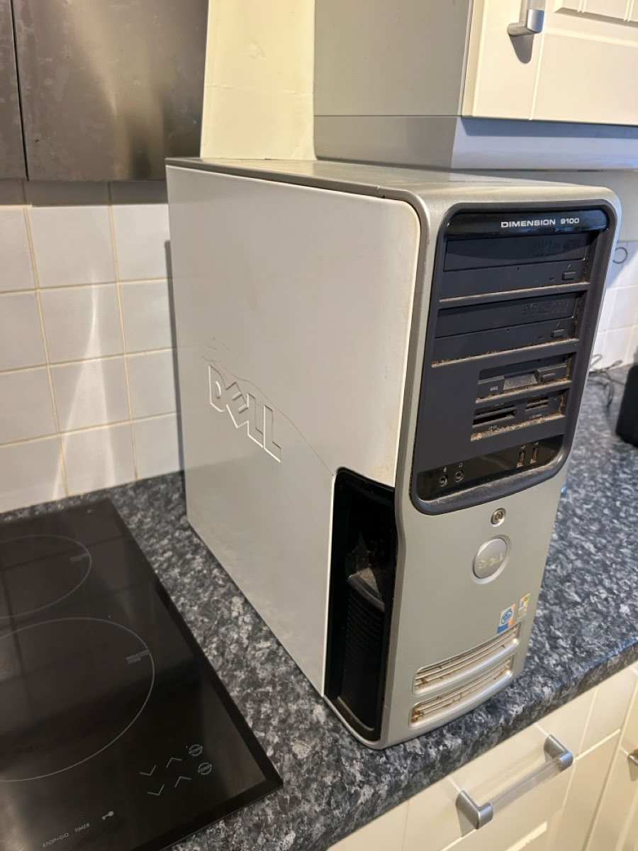 Free: PC tower, Dell Dimension 9100 (Peterborough PE2)