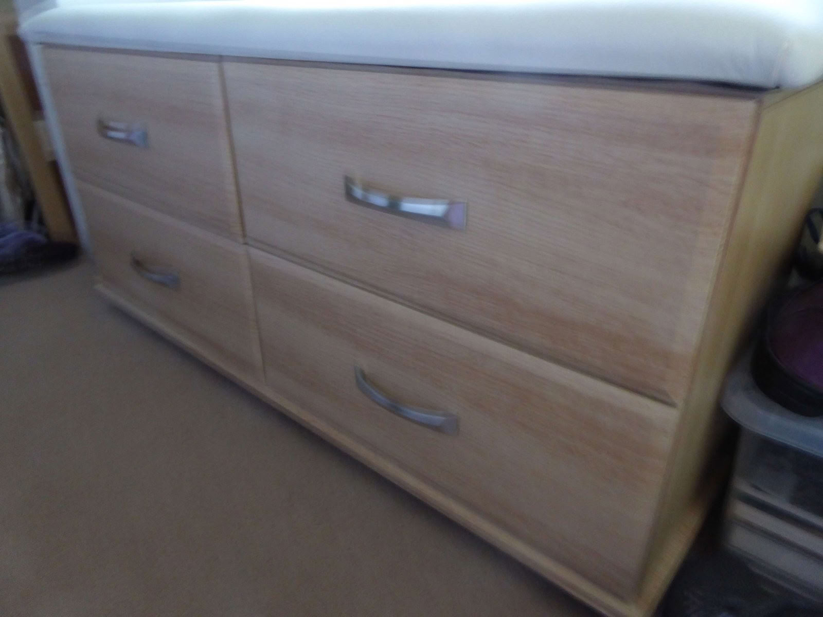 Free: Ottoman/bed end storage unit with drawers (Starbeck HG2 ...