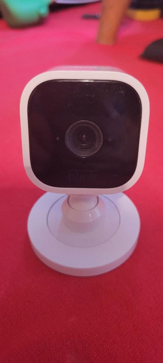 Free: Blink Mini Camera (Bagshot GU19) - Camberley & Surrey Heath Freegle
