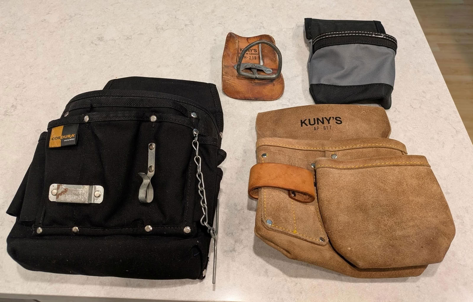 Free: Tool belt / Electrician's tool belt (Hazeldean/Castlefrank area)