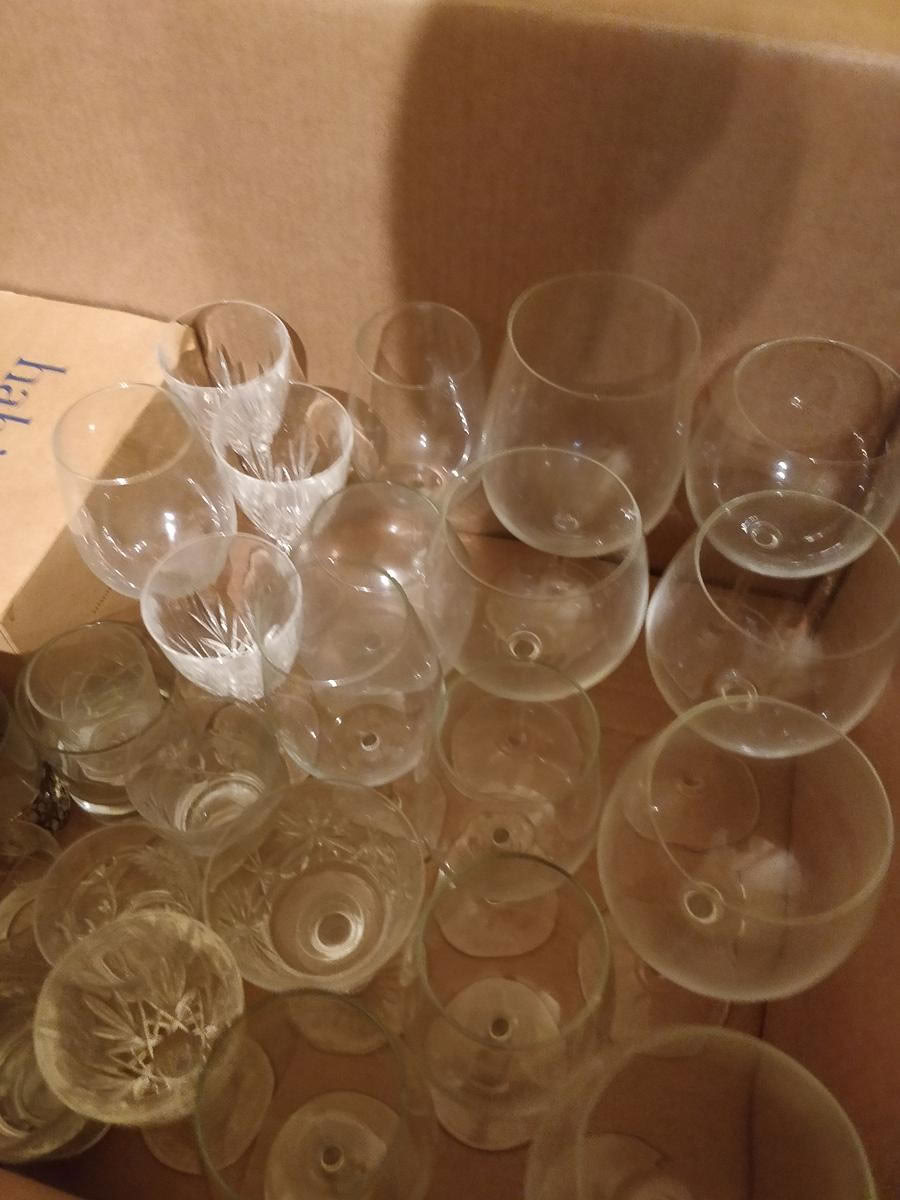 Free: Drinking glasses (whiteinch, G14) - Glasgow Freegle
