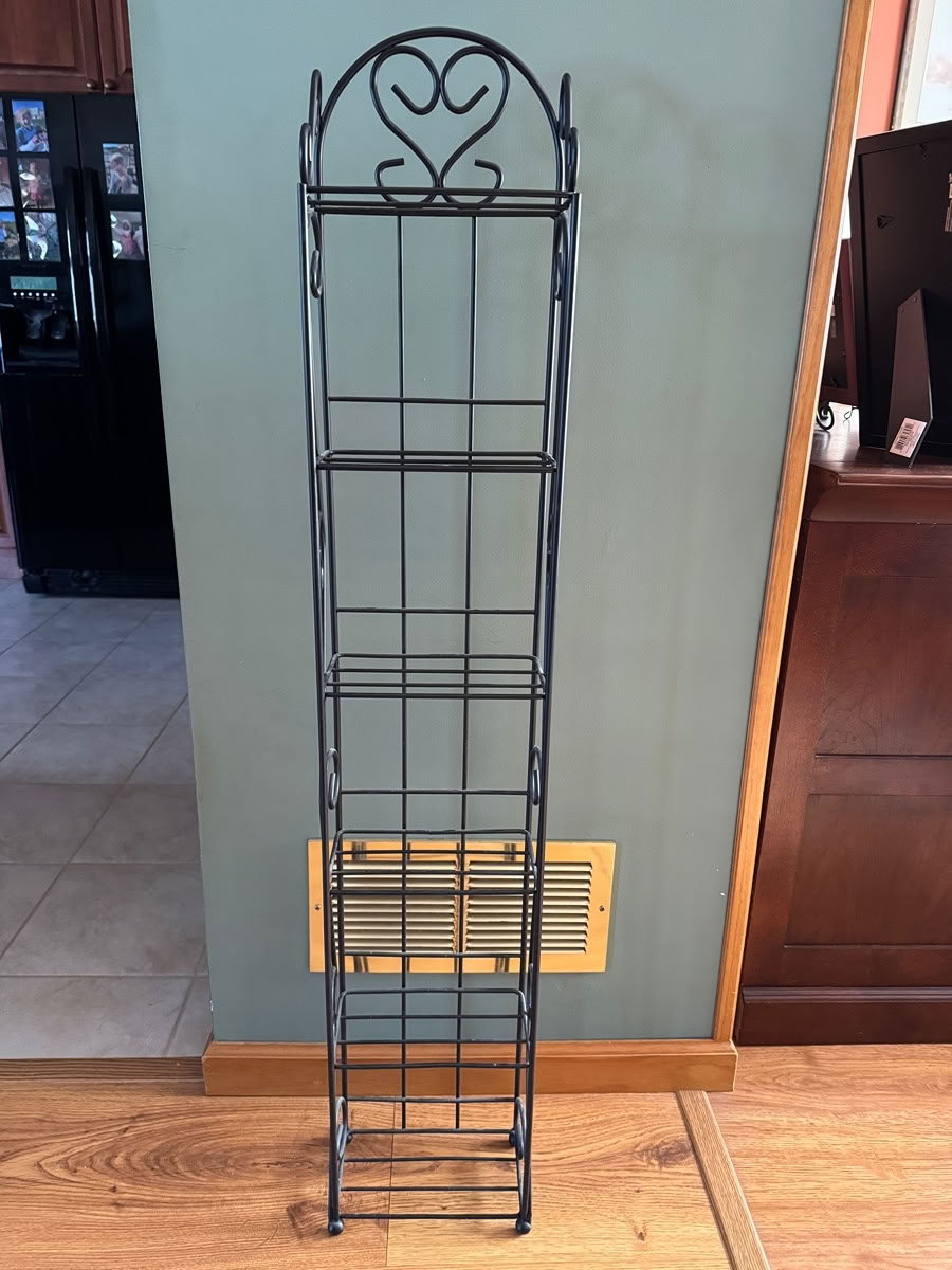 Free: Wire shelf rack (Succasunna)