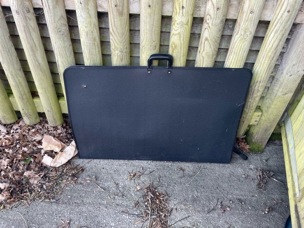 Free: A0 portfolio folder (Hurn BH23 6DT BH23) - Bournemouth Freegle