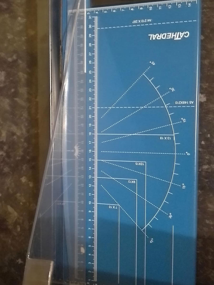 Free: Guillotine paper cutter (Telford TF3)