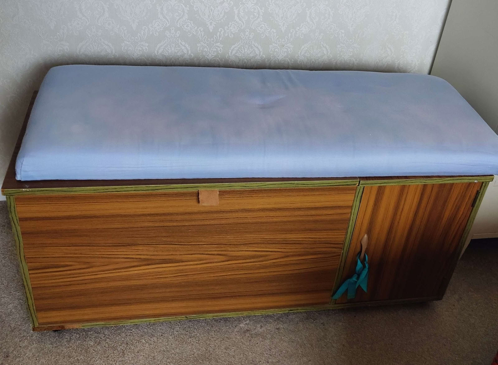 Free: Bedding box with cover (Garstang PR3) - Garstang & Wyre Freegle