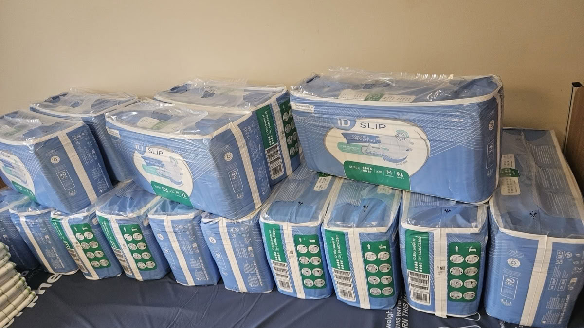 Free: 9 packs of 28 adult diapers (SE15) - Hammersmith & Fulham Freegle