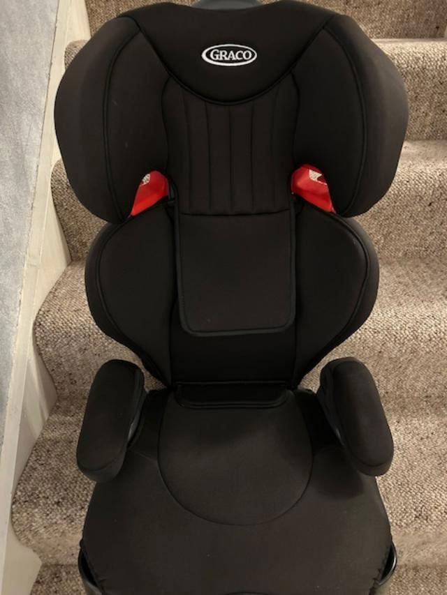 Free: Child car seat (Bridge of Allan FK9) - Stirling Freegle