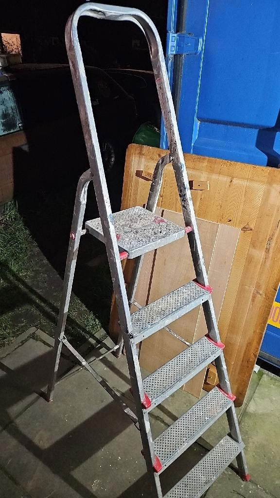 Free: 1.8m ladders (Ryhill WF4) - Wakefield Freegle
