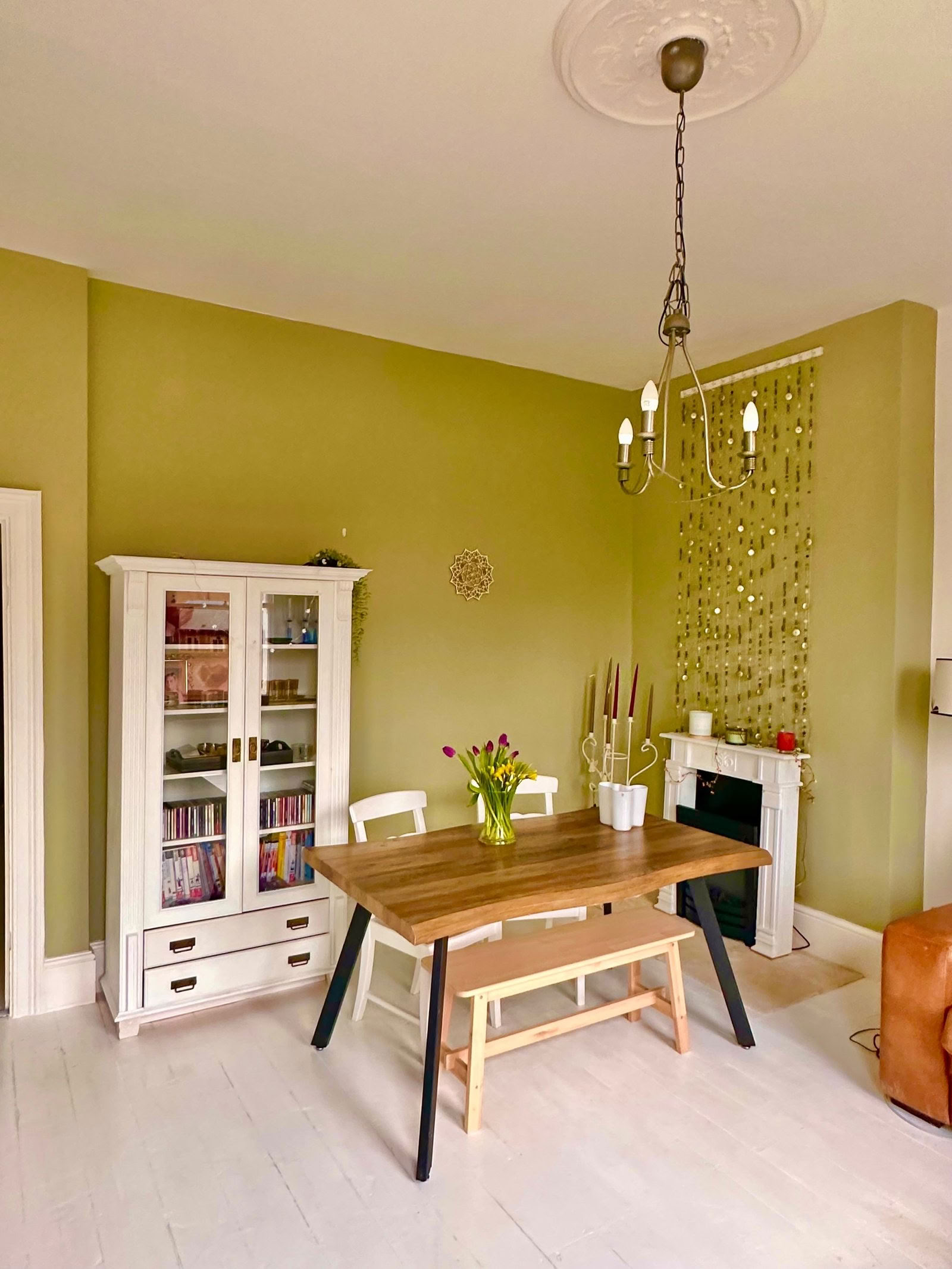 Free: Dining table with 2 chairs and bench (Sevenoaks TN13) - Sevenoaks ...