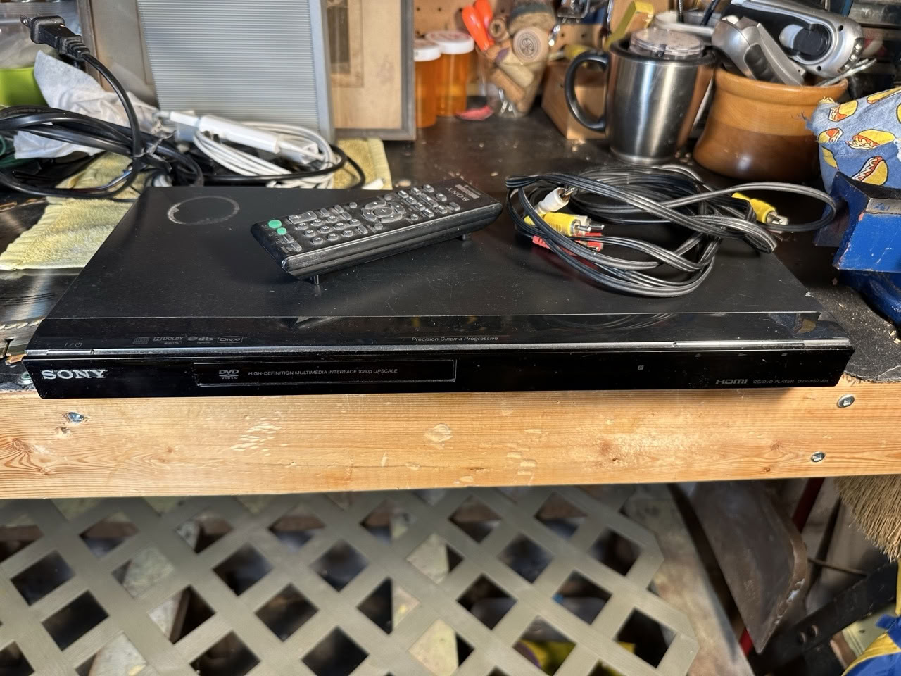 Free: Sony DVD player (Mortimer & Coxwell) - Recycle Toronto